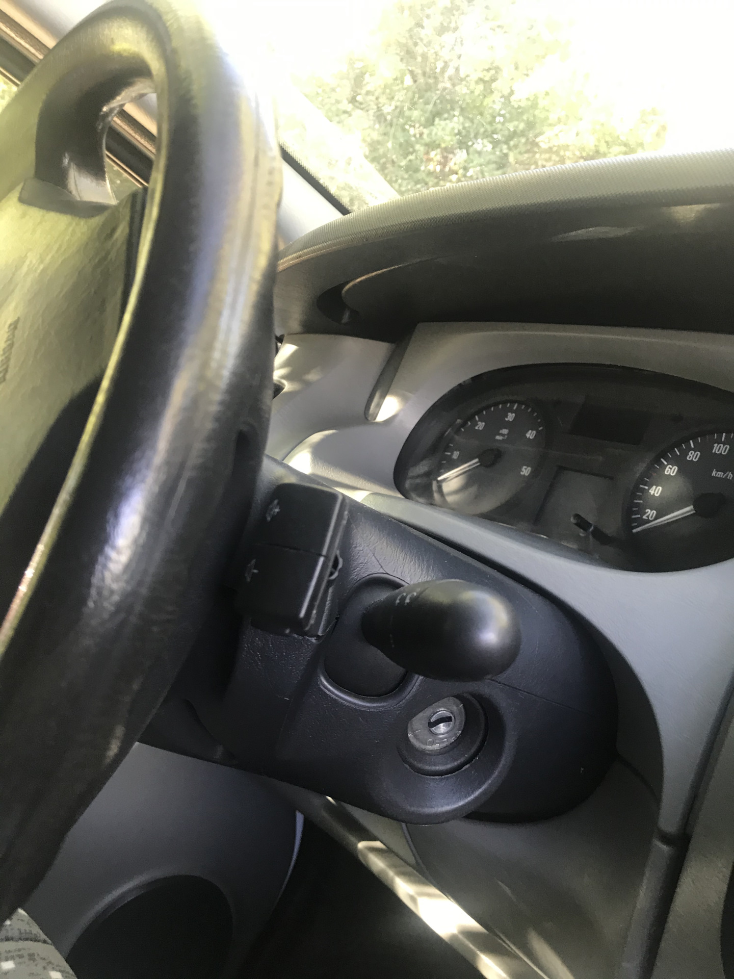 Подрулевой джойстик — Opel Vivaro (1G), 2 л, 2007 года | автозвук | DRIVE2