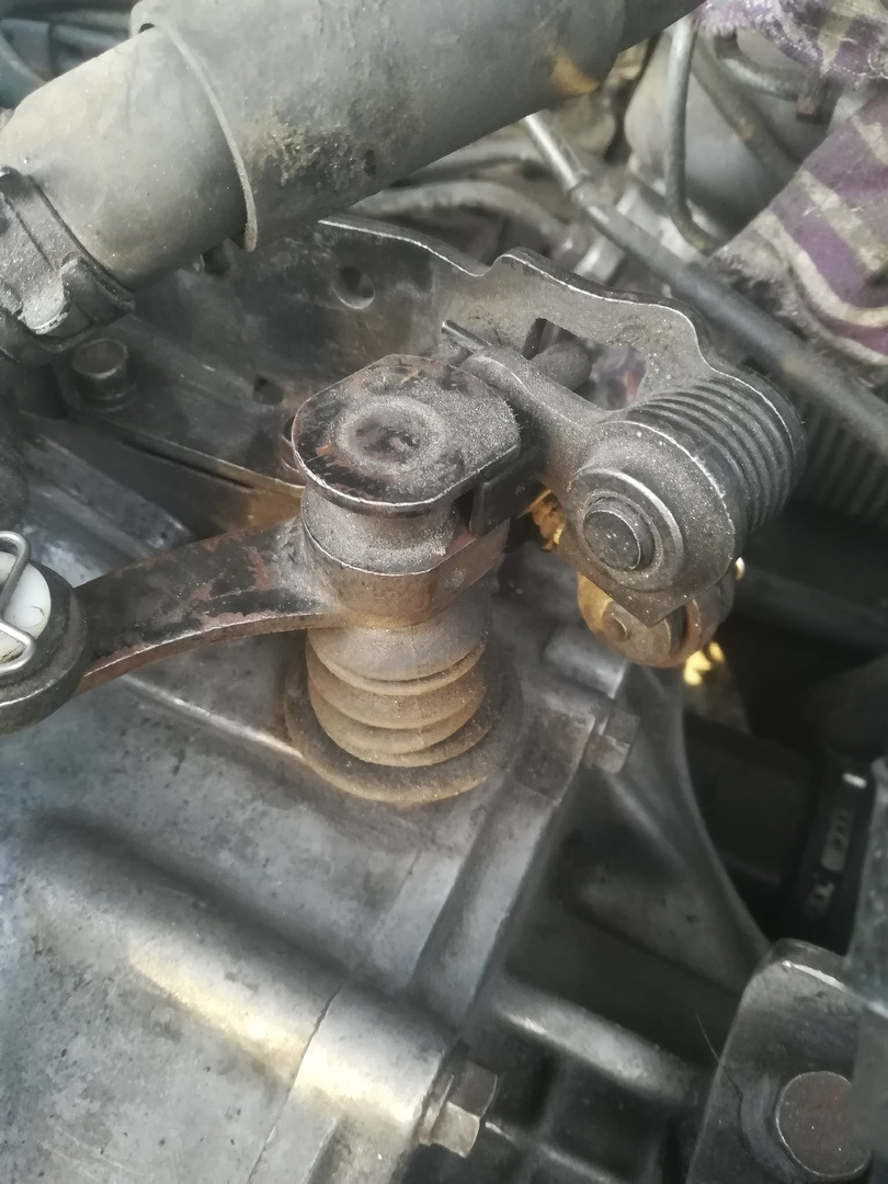 Втулка коробки — Hyundai Tiburon (RD), 2 л, 2000 года | своими руками ...