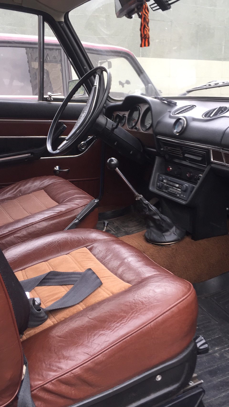 Коричневый салон часть 4 — Lada 2106, 1,6 л, 1984 года | своими руками ...