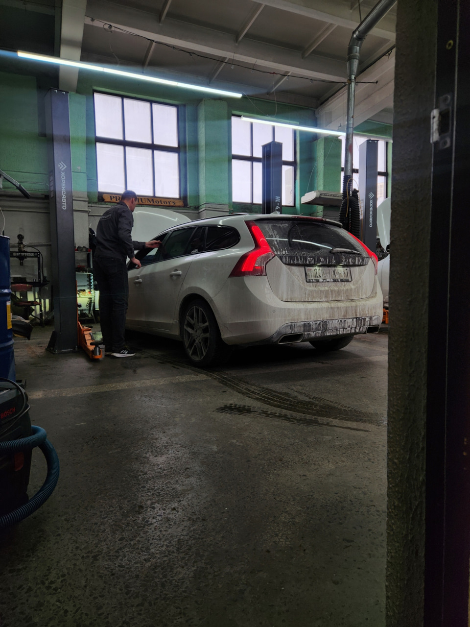 #9 Трубка ЕГР — Volvo V60 (1G), 2 л, 2017 года | визит на сервис | DRIVE2