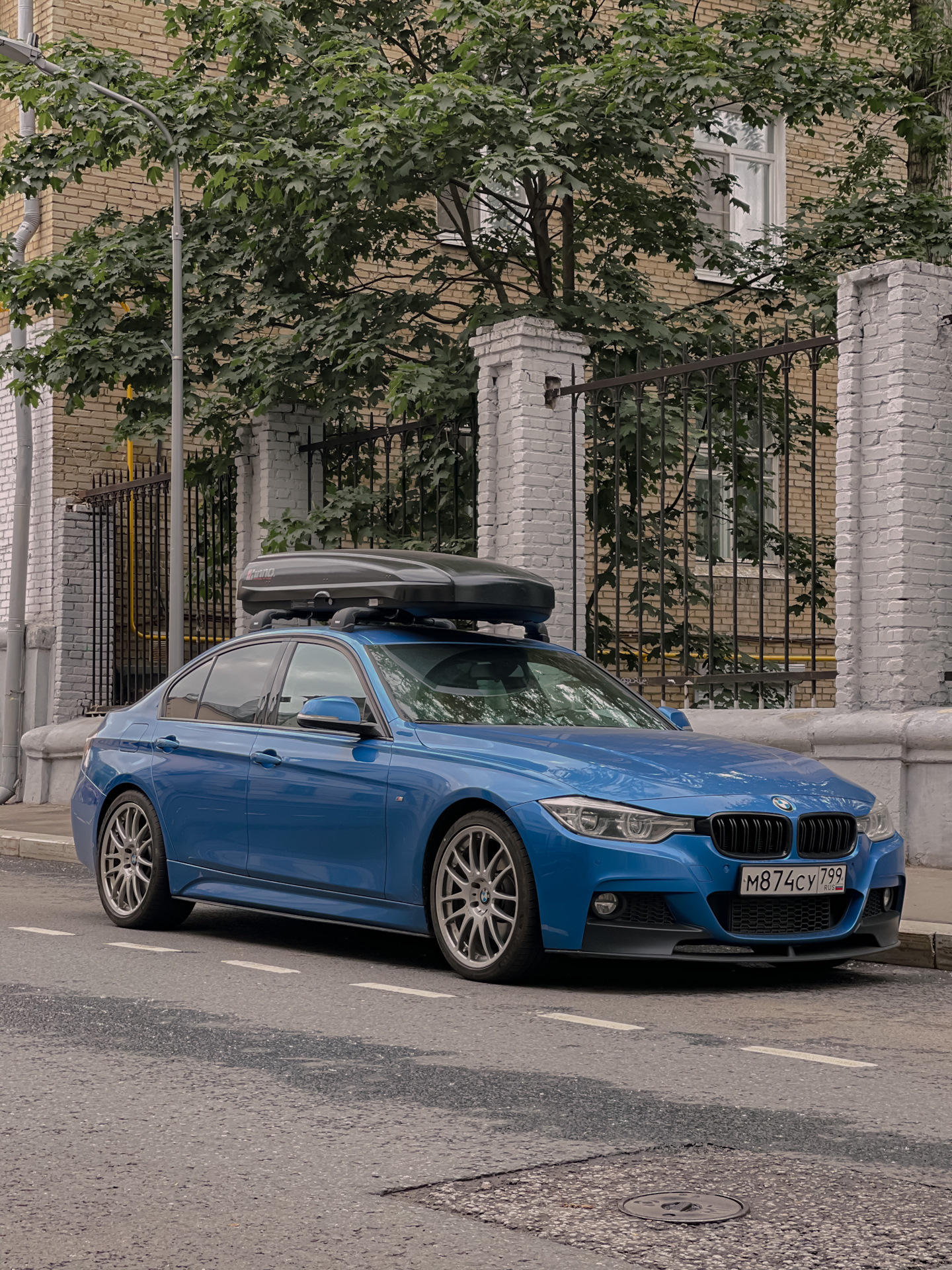 Автобокс Inno New Shadow 14 — BMW 3 series (F30), 2 л, 2018 года ...