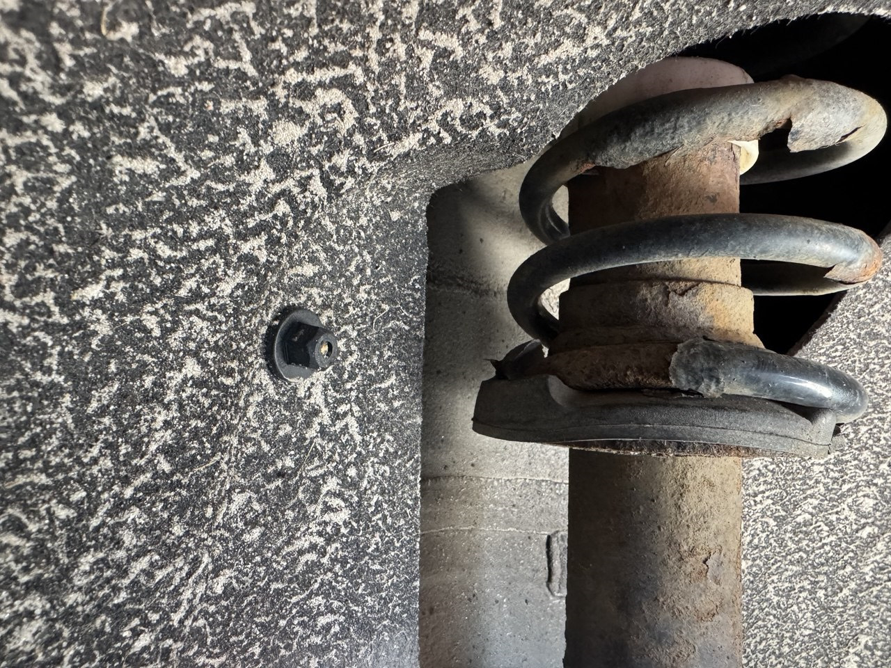 Задние пружины — BMW 5 series (F10), 2 л, 2012 года | поломка | DRIVE2