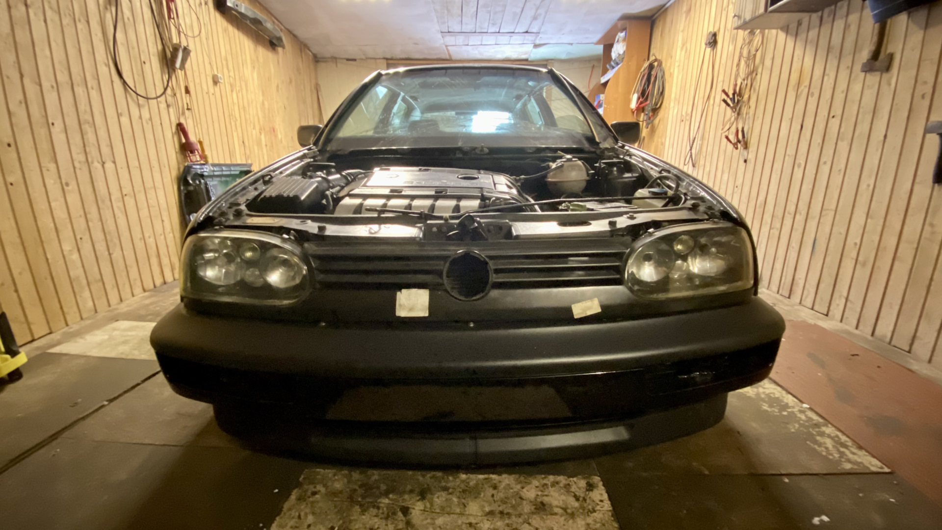 Решетка оригинал — Volkswagen Golf GTI Mk3, 2,9 л, 1996 года | запчасти ...