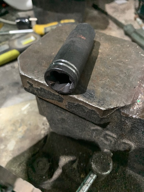 Замена задних датчиков ABS — Toyota Yaris (p2), 1,3 л, 2006 года ...