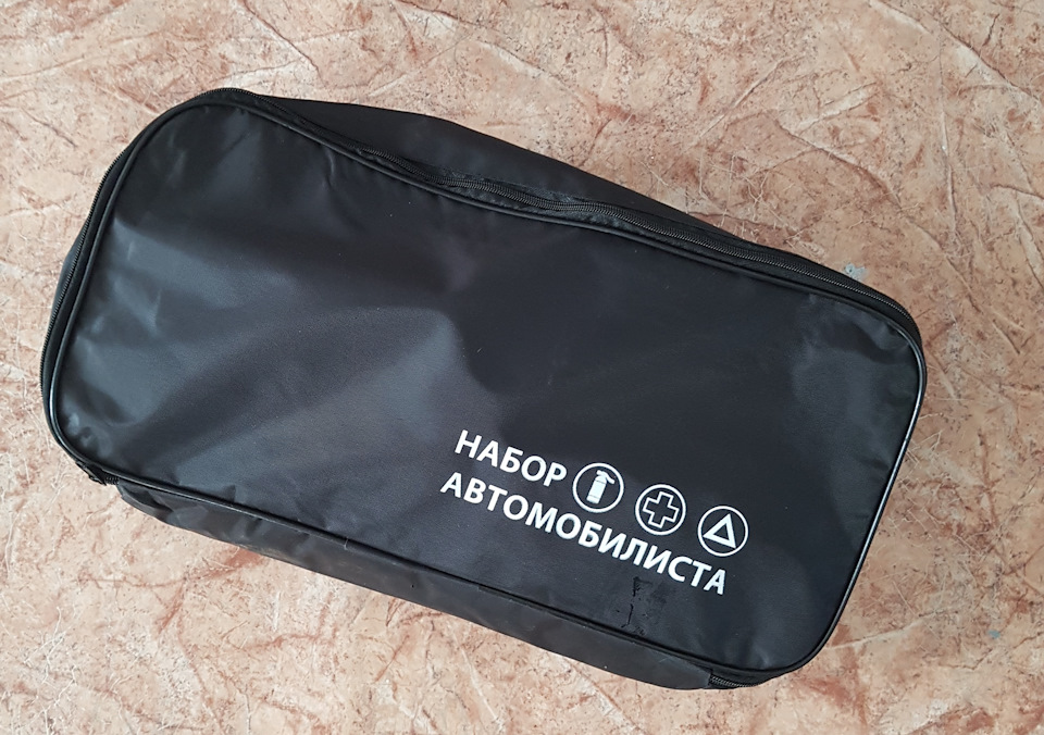 Замена гелиевого сайлентблока заднего переднего левого рычага. На ...