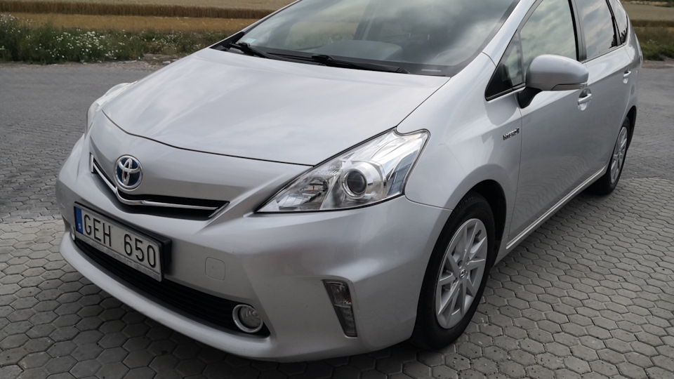 Toyota Prius Plus 1.8 гибридный 2012 | Toyota Prius V Plus на DRIVE2