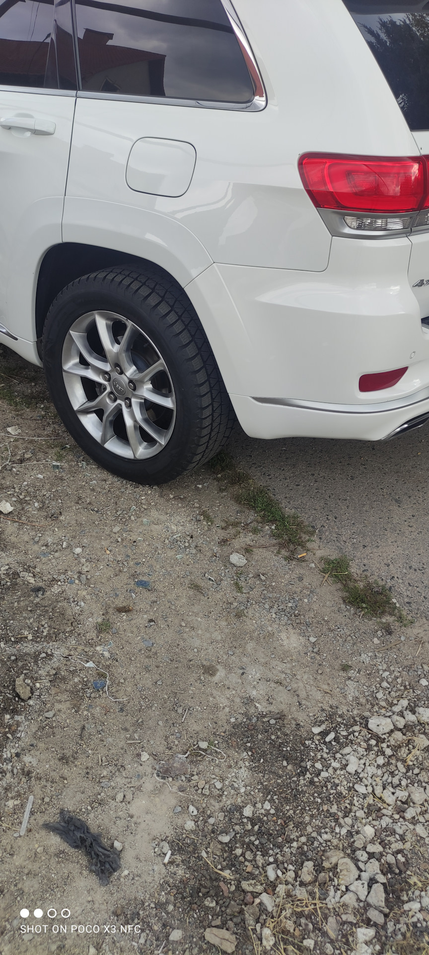 Замена резины после эксперимента 275#50#R20 — Jeep Grand Cherokee (WK2 ...