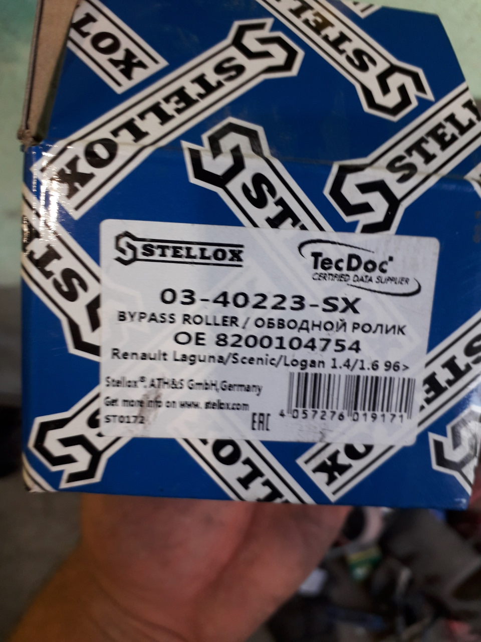 8200104754 Ролик обводной ремня доп оборуд(плас, мет RENAULT | Запчасти ...