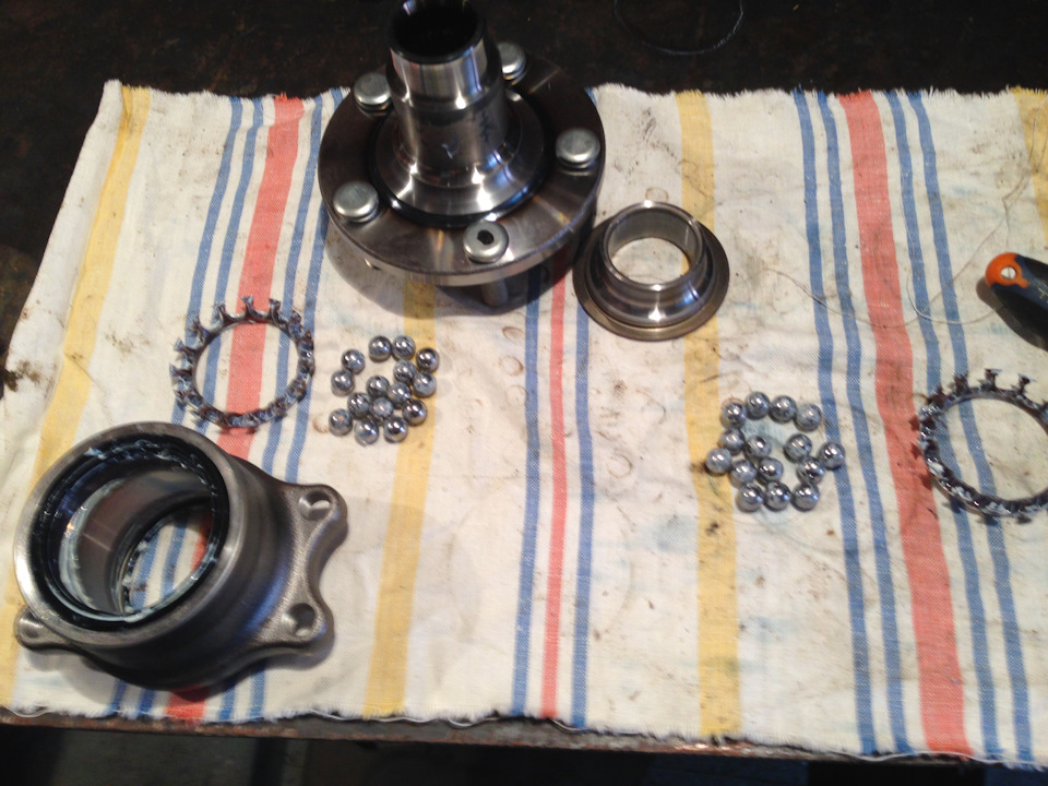 6789533040 Уплотнитель двери TOYOTA LEXUS | Запчасти на DRIVE2