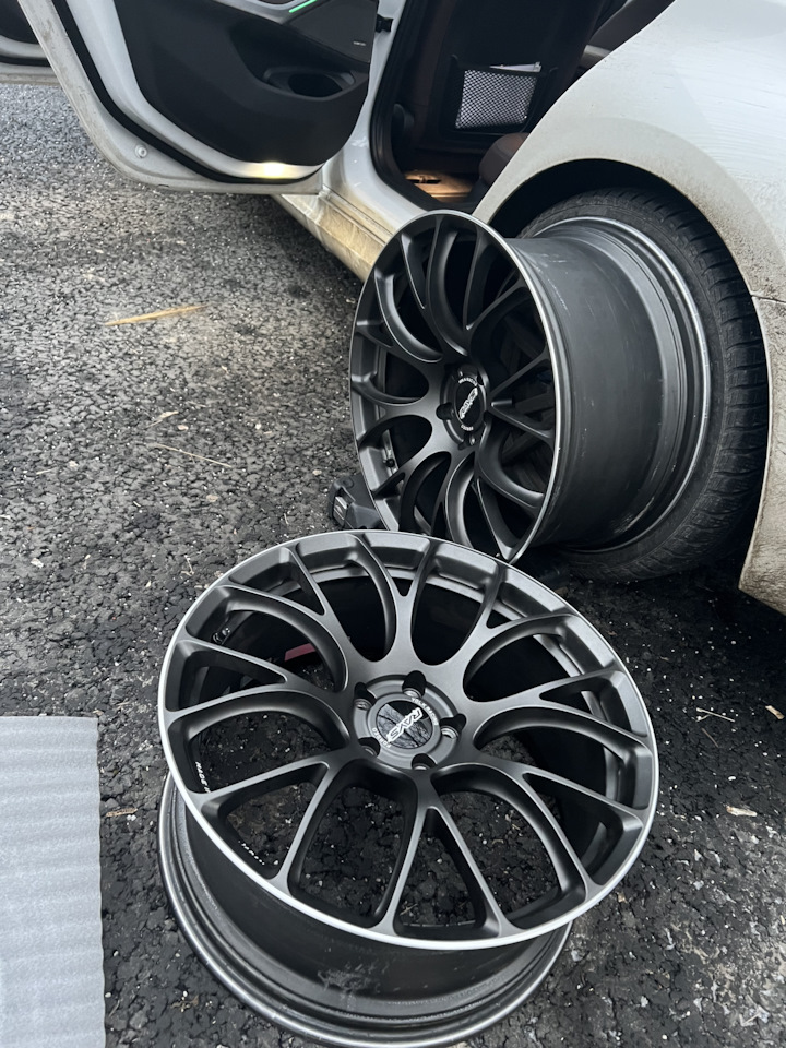 Шины летние Continental 255/30 R20, кованые диски Rays 10Jx20 ET45 ...