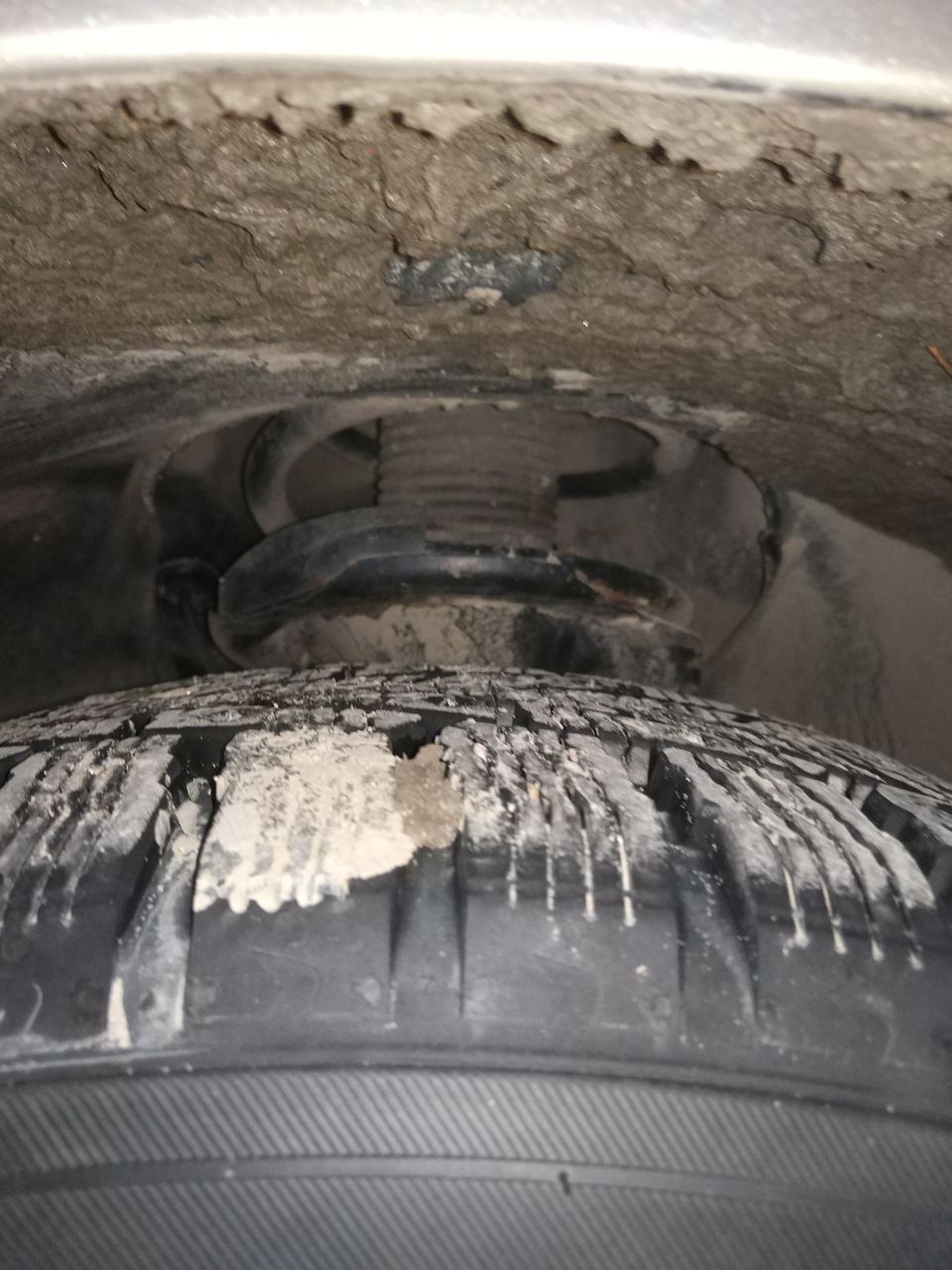 Передние стойки Outlander 3 на XL — Mitsubishi Outlander XL, 3 л, 2007 ...