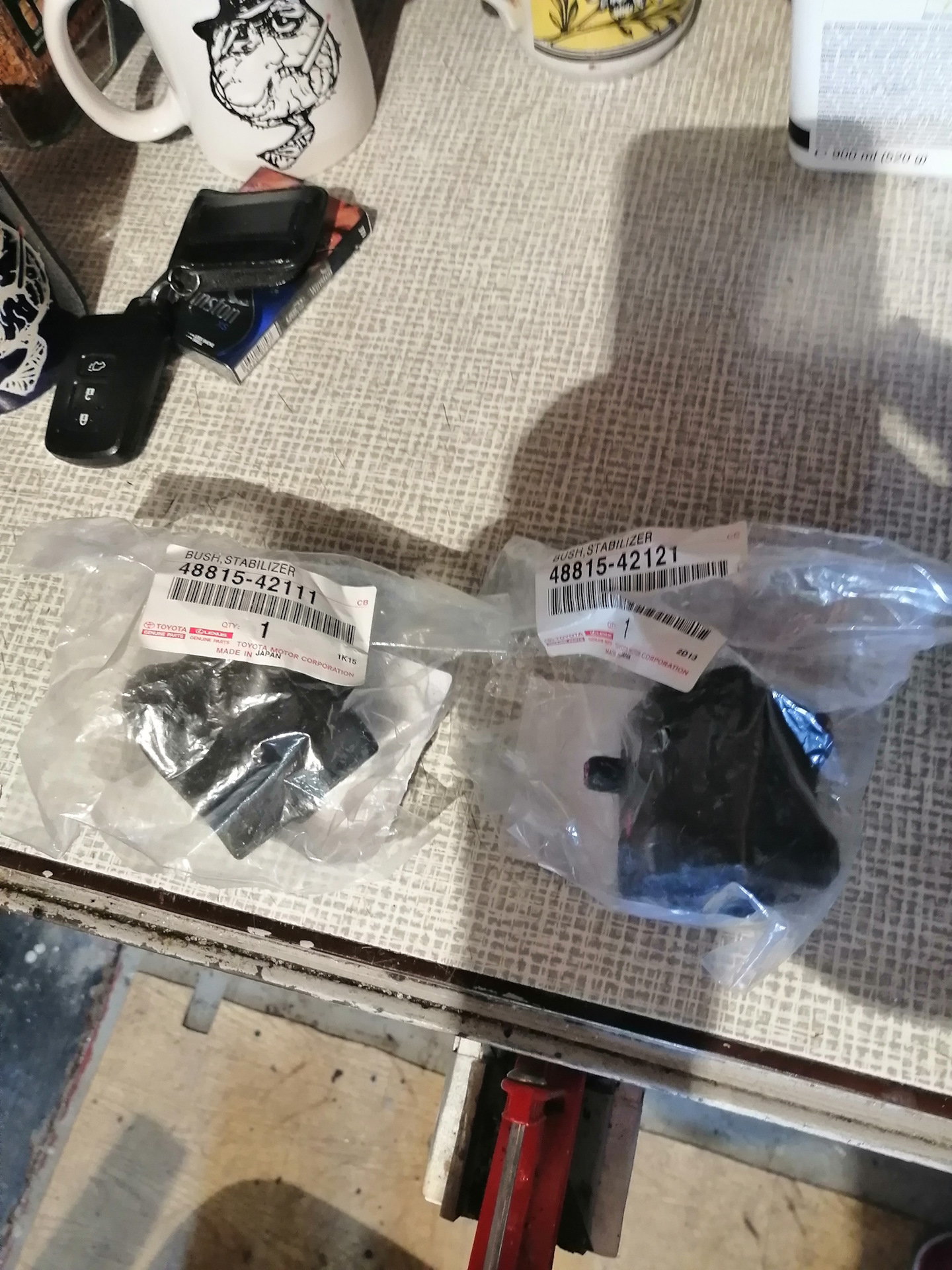 Втулки переднего стабилизатора — Toyota RAV4 (IV), 2,5 л, 2019 года ...