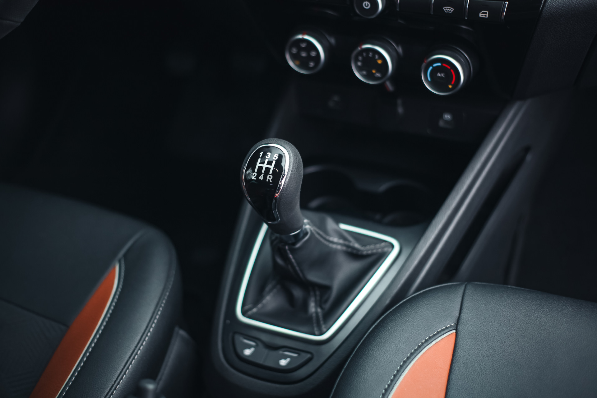 Тест-драйв Lada Vesta SW Cross: в чем превосходство над китайскими ...