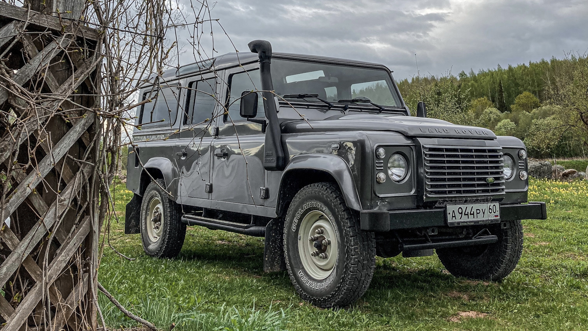 Land Rover Defender 2.4 дизельный 2008 | Dark Gray на DRIVE2