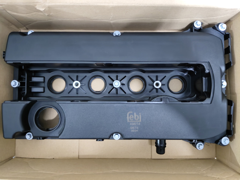 Клапанная крышка febi — Chevrolet Cruze Station Wagon, 1,6 л, 2013 года ...
