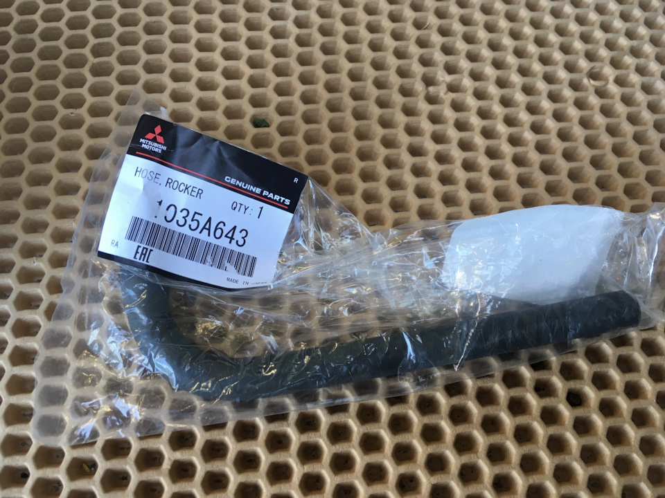 Замена щеток стеклоочистителя — Mitsubishi Pajero (4G), 3,5 л, 2010 ...