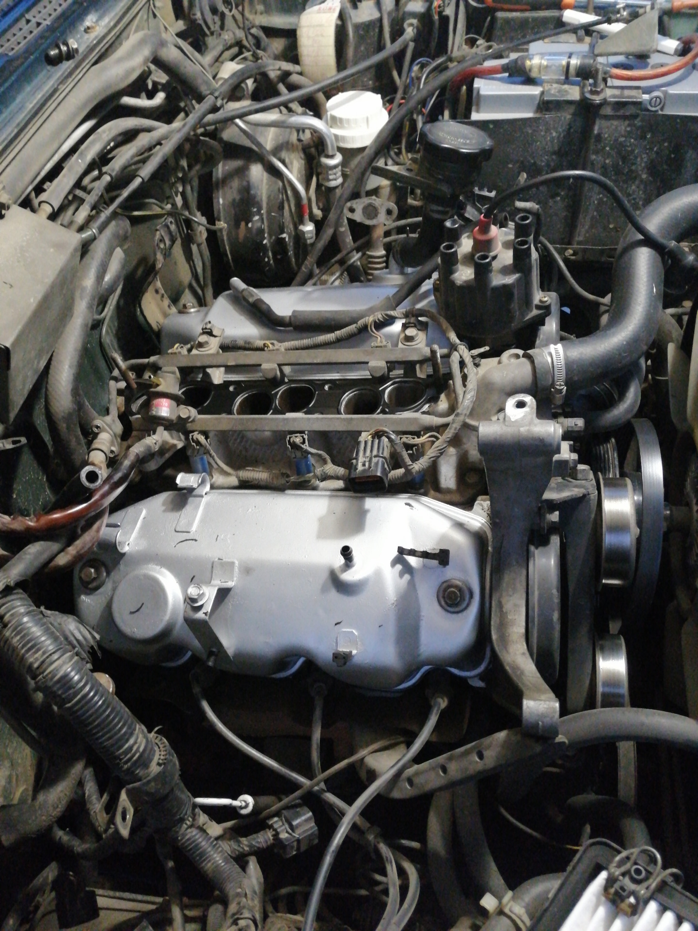 Замена прокладок клапанных крышек и сальника КВ. — Mitsubishi Pajero ...