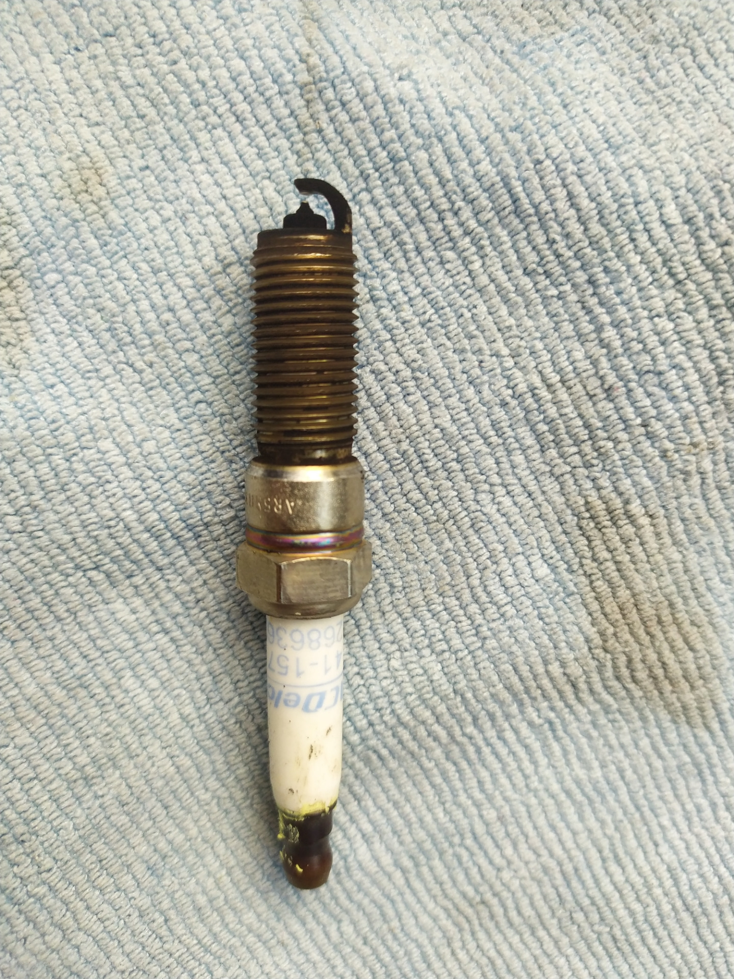 Замена свечей зажигания — Chevrolet Malibu (9G), 1,5 л, 2019 года ...