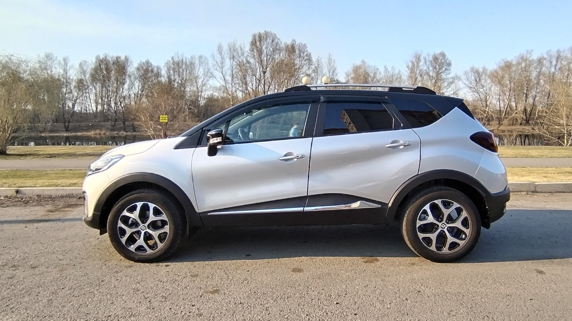 Renault Kaptur (2016) 2.0 бензиновый 2019 | на DRIVE2