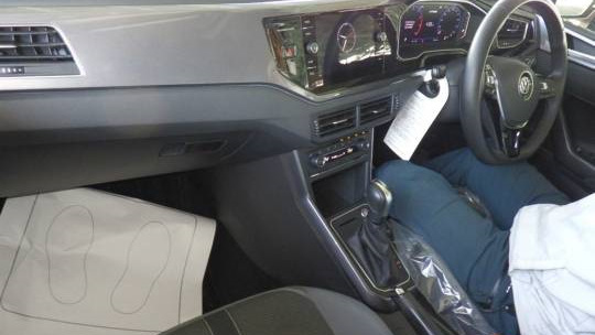 Volkswagen Polo Mk6 1.5 бензиновый 2020 | R-Line на DRIVE2