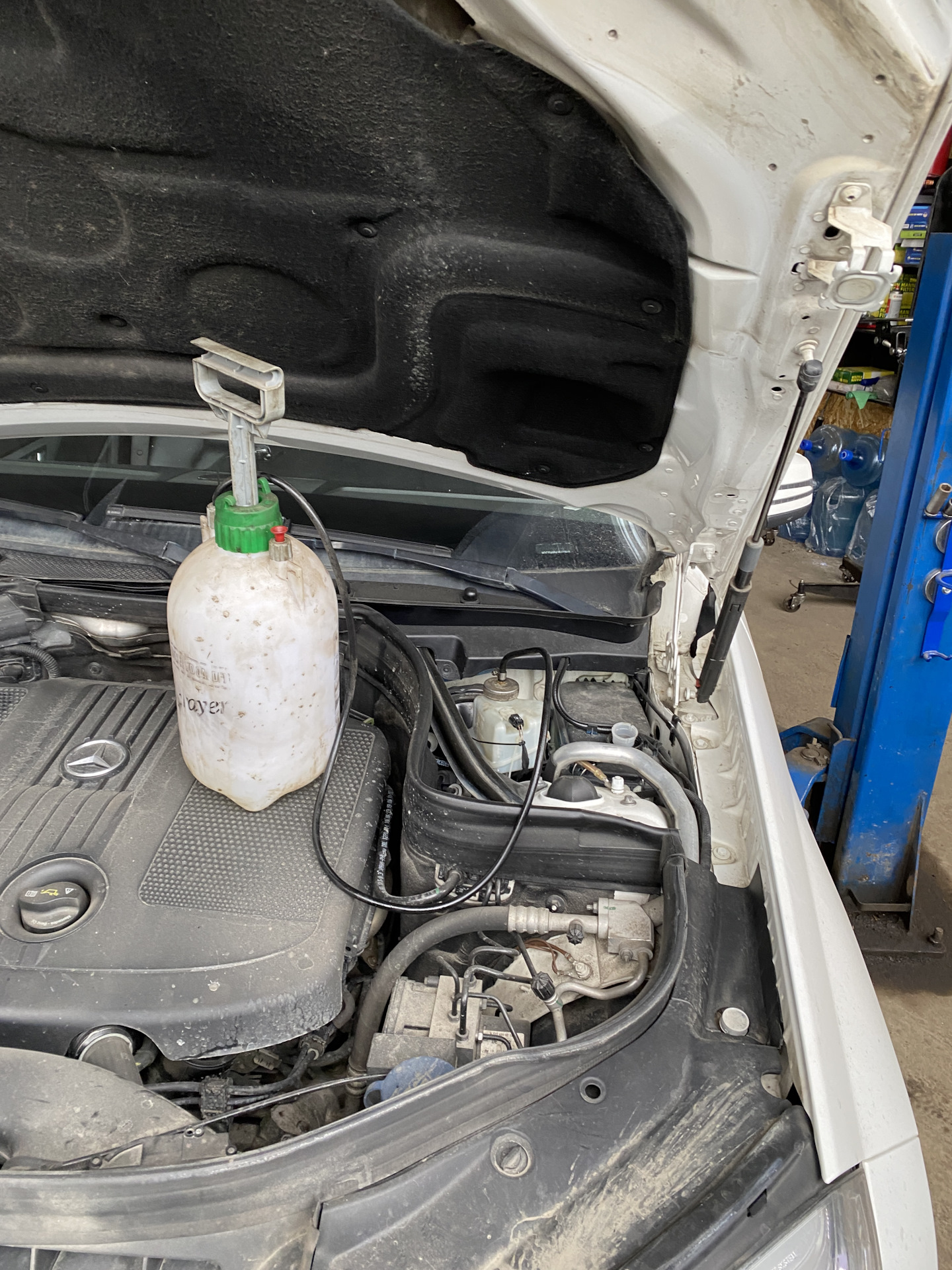 Замена уплотнений патрубков интеркуллера и тормозной жидкости ...