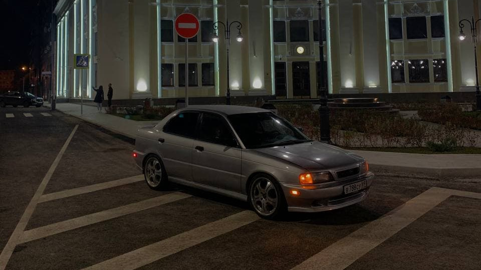 Suzuki Baleno (1G) 1.3 бензиновый 1997 | Студенческий stance на DRIVE2