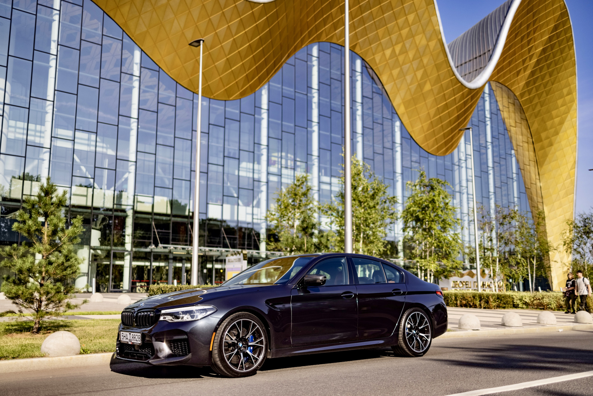 Пришло время сравнить! BMW M5 f10 vs f90! — BMW M5 (F90), 4,4 л, 2019 ...