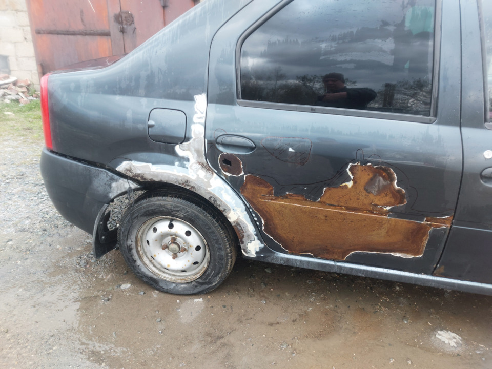 Ремонт двери и крыла. — Renault Logan (1G), 1,4 л, 2008 года | кузовной ...