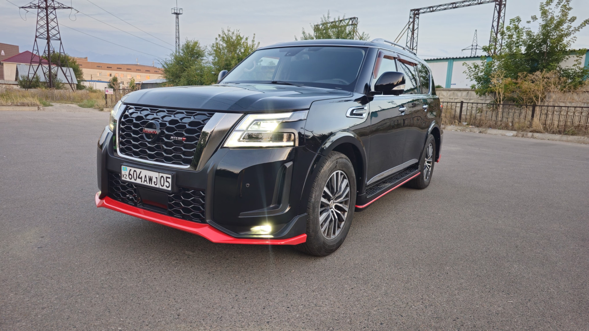 Nissan patrol NISMO CHINA 😁 — Nissan Patrol (Y62), 5,6 л, 2011 года | тюнинг | DRIVE2