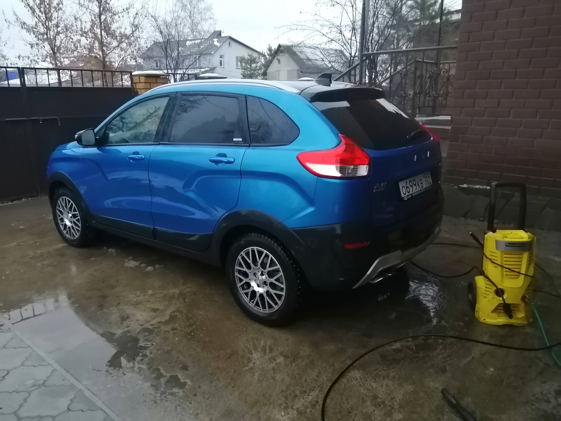 215х55 R16 на XRAY Cross — Lada XRAY Cross, 1,6 л, 2021 года | колёсные диски | DRIVE2