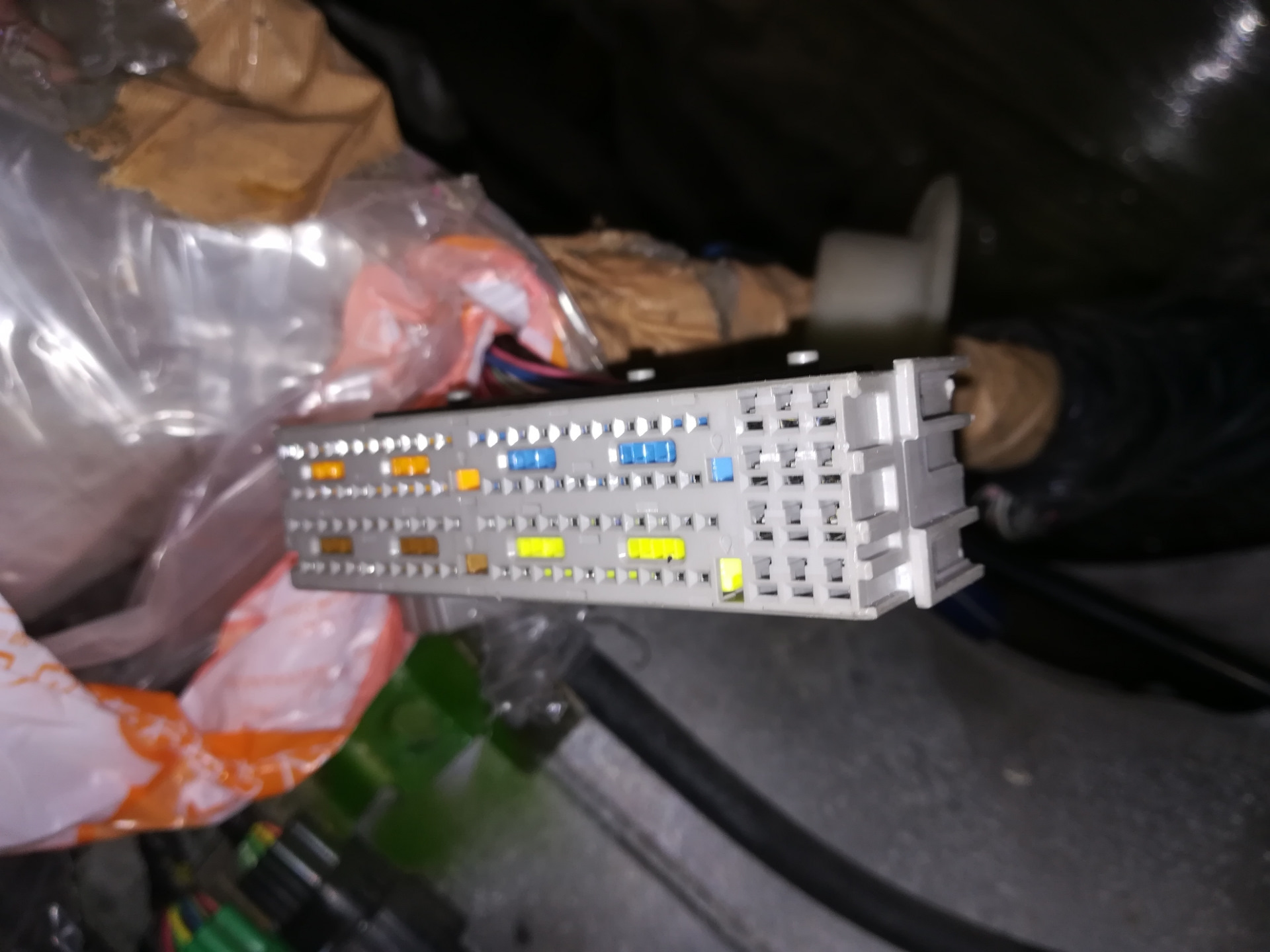 Замена задних втулок стабилизатора с КДСС на модернизированые. — Toyota ...