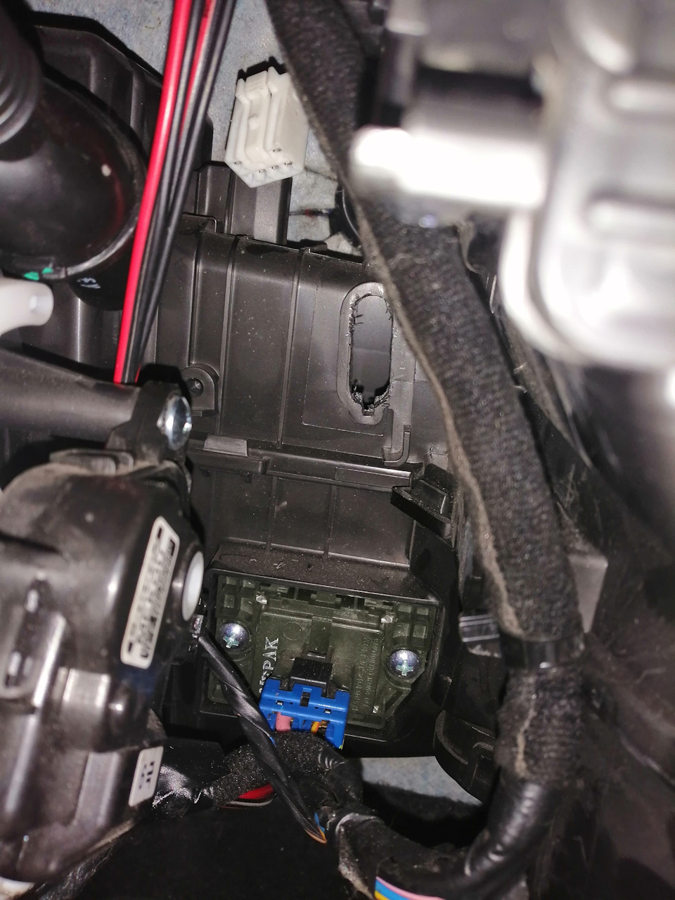 Установка ионизатора — Hyundai i30 (2G), 1,6 л, 2013 года | запчасти ...