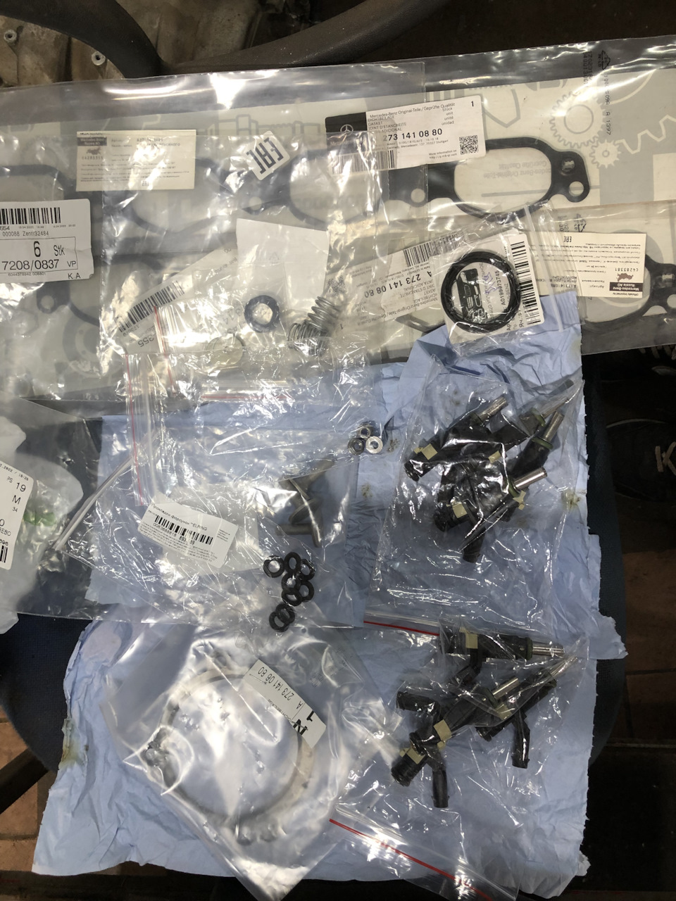 A2731410880 Прокладка впускного коллектора Mercedes | Запчасти на DRIVE2