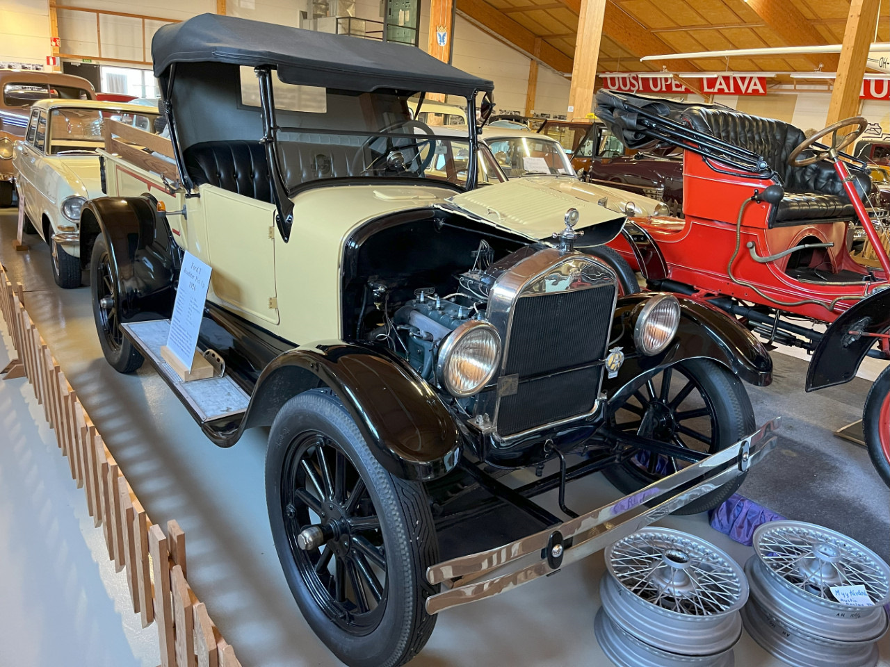 Автомузей Uusikaupunki — Часть 2. Continental Motors, EL3, FIAT, Fisker, Ford — DRIVE2