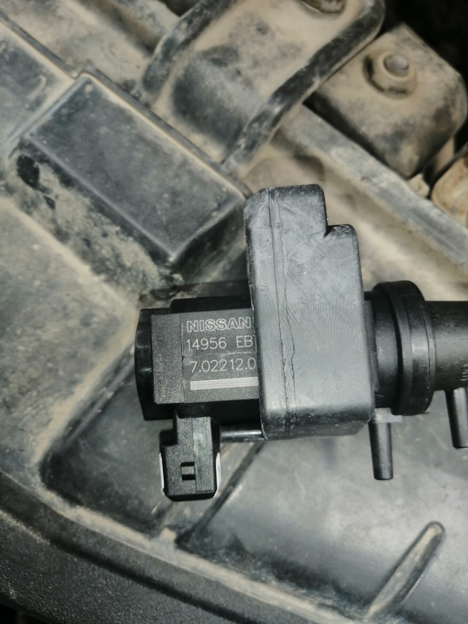 Клапан актуатора турбины часть 2 — Nissan Navara (2G), 2,5 л, 2008 года ...