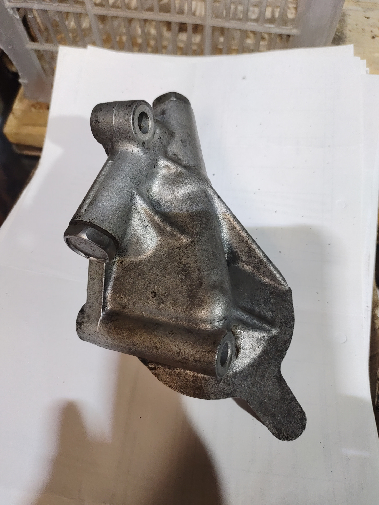 Замена масла и резинок кронштейна масляного фильтра — Toyota Hilux Surf ...