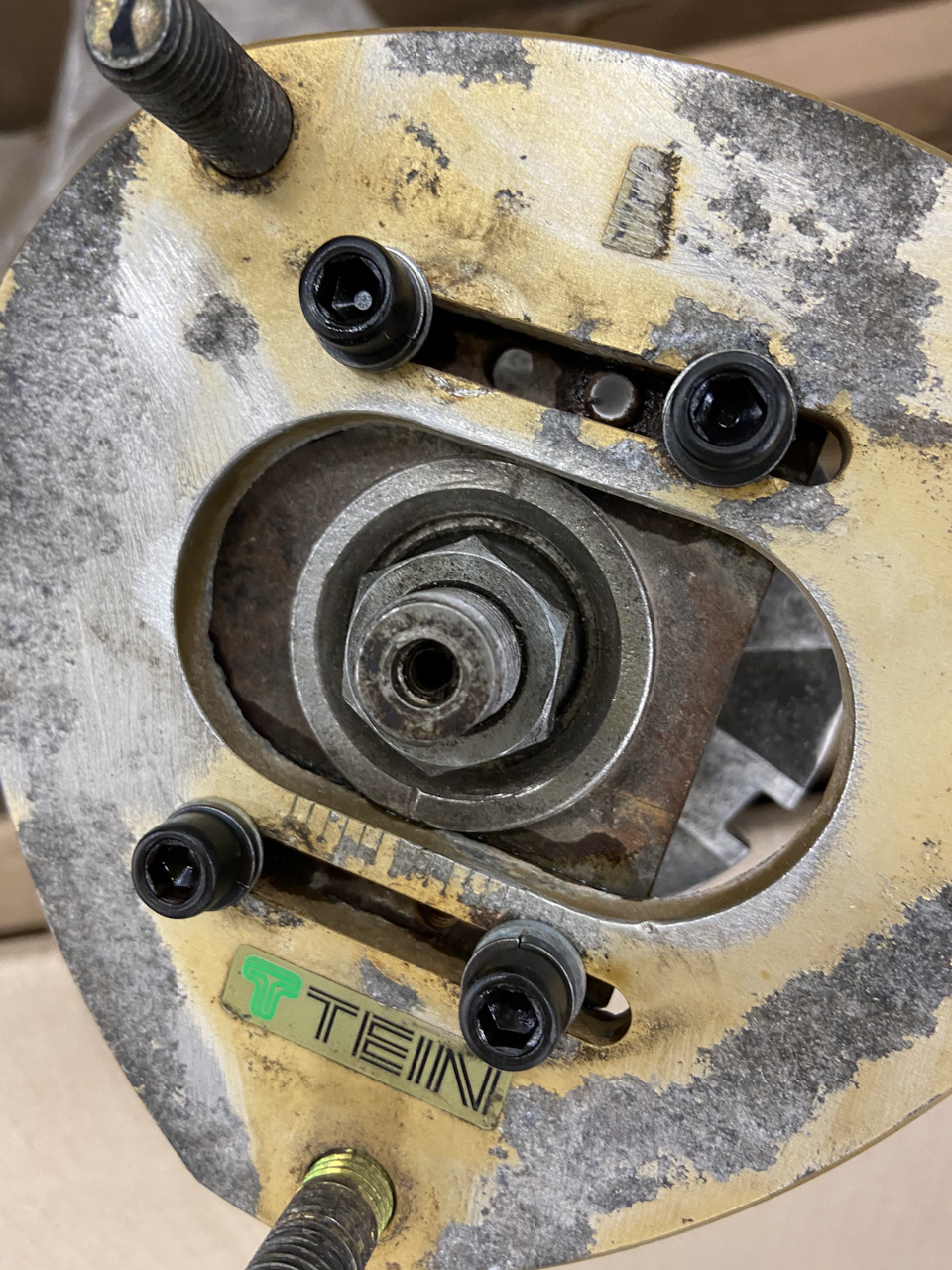 Передние Tein инстал — Honda Integra (DC5), 2 л, 2004 года | тюнинг ...