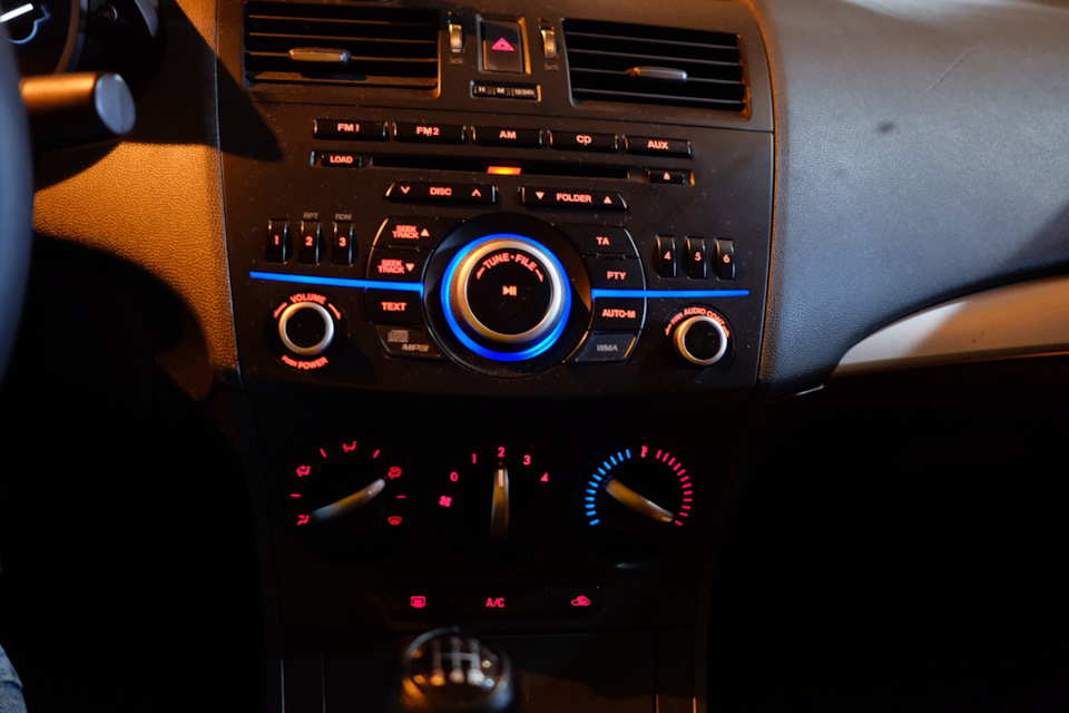 Ручки управления кондиционером/отопителем — Mazda 3 (2G) BL, 1,6 л ...