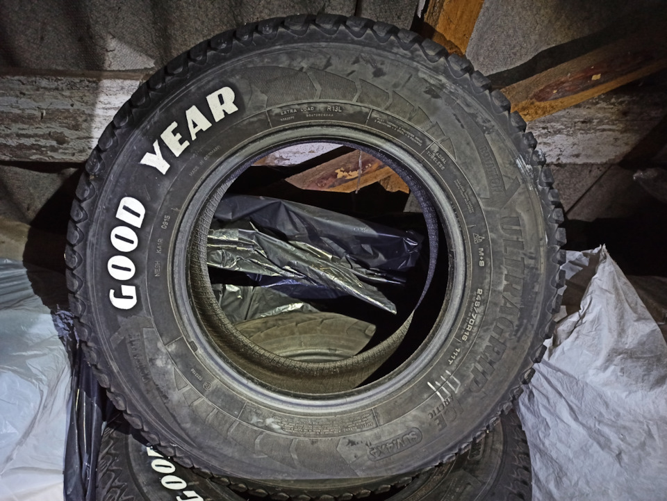 Продажа Обмен зимней резины Goodyear Ultra Grip Ice Arctic 245 70 R16 ...