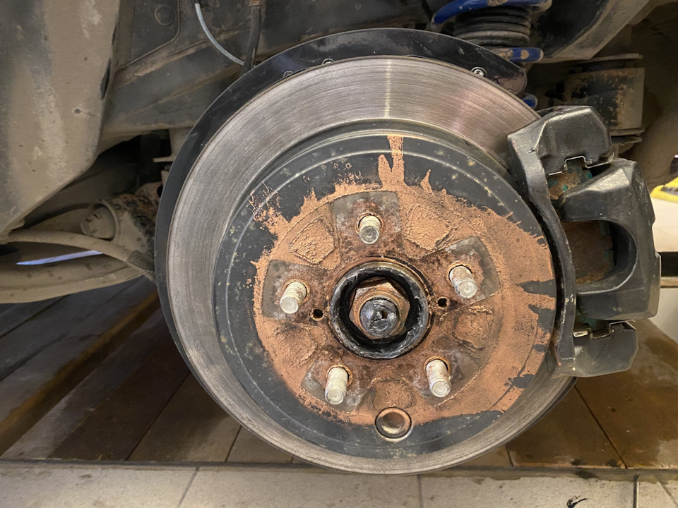 апгрейд задних тормозов 4pot VAG — Subaru Outback (BR), 2,5 л, 2010 ...