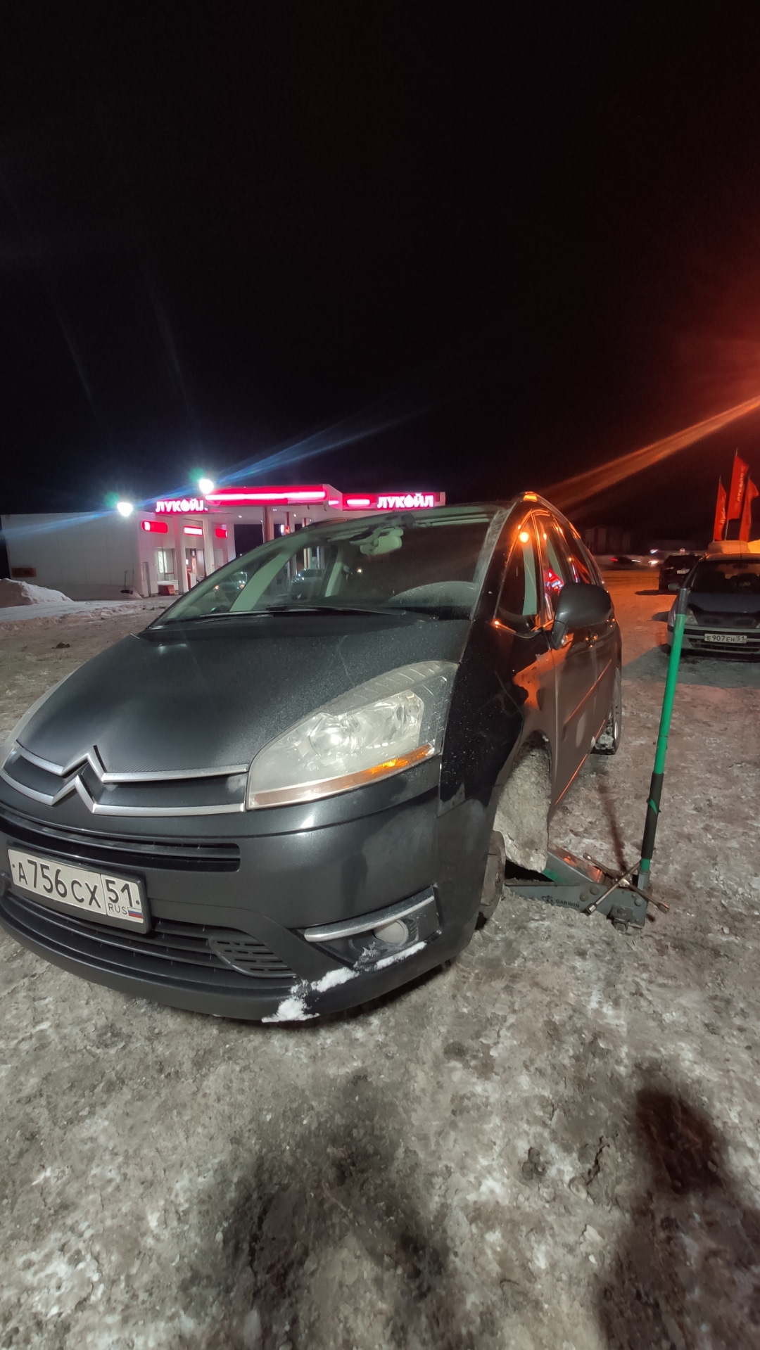 Резина ICE ZERO™ 2 215/60R16 — Citroen Grand C4 Picasso (1G), 1,6 л ...