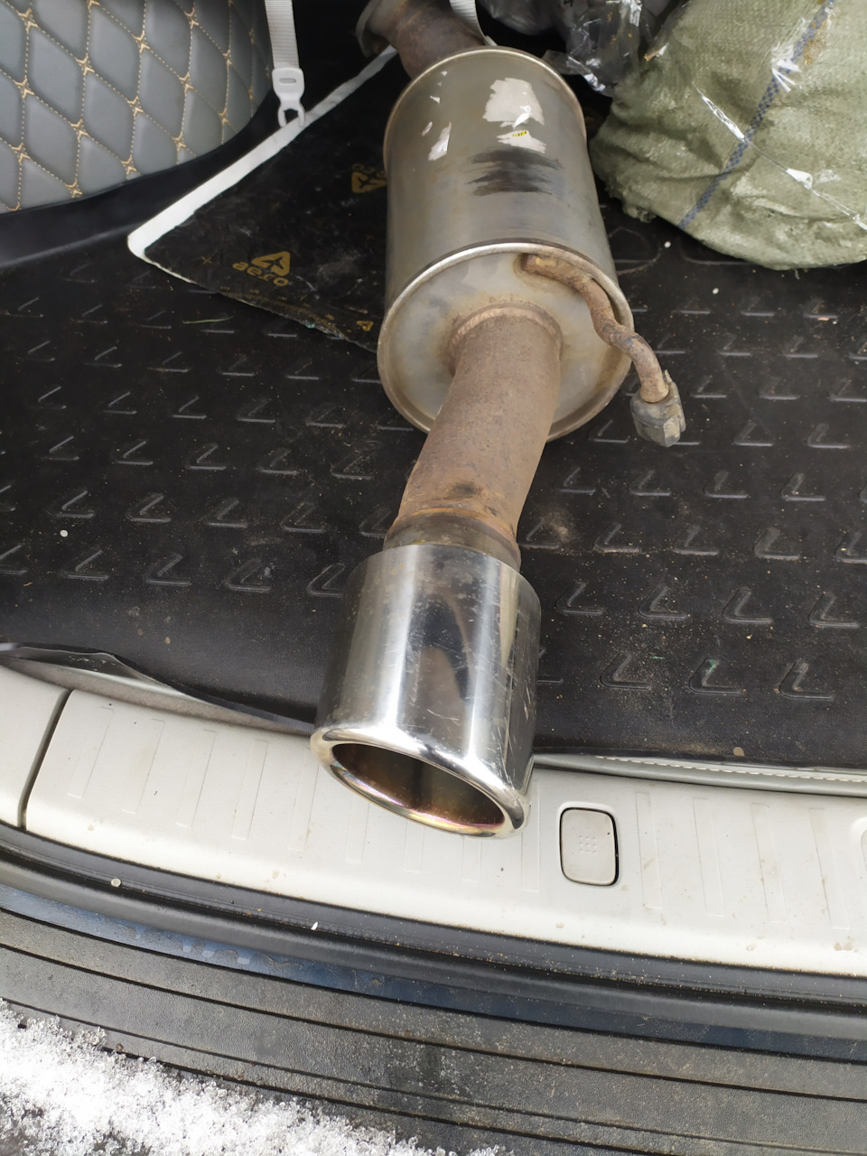 Установка резонатора от TRD, замена колец и резинок глушителя, а также ...