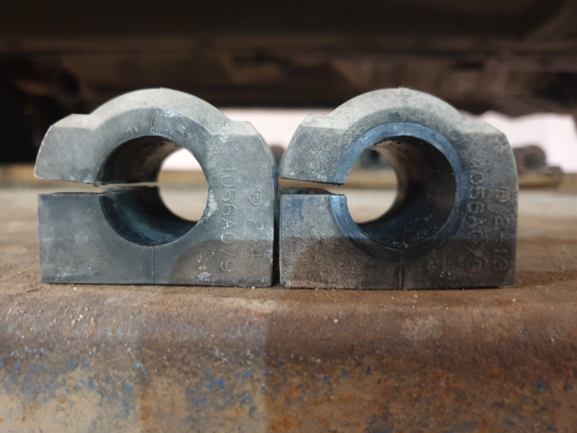 Замена передних втулок стабилизатора и масла в ДВС — Mitsubishi ...