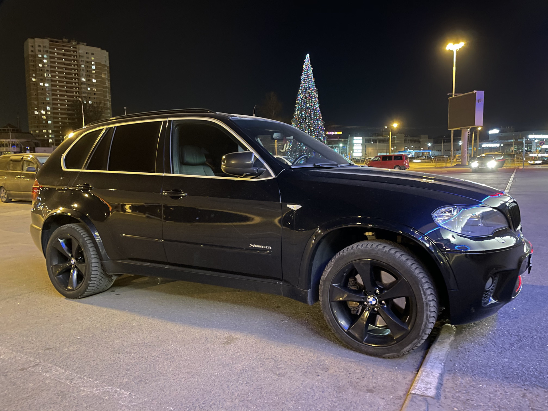 Смена сезона — BMW X5 (E70), 4,4 л, 2012 года | колёсные диски | DRIVE2