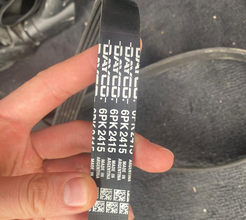 Ремень поликлиновой Dayco 6PK2415 — KIA Sorento (3G), 2 л, 2019 года ...
