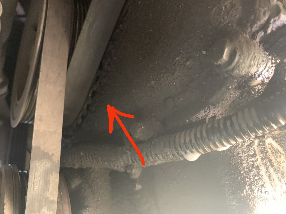 Течь масла. — Volvo S40 (2G), 1,8 л, 2007 года | другое | DRIVE2