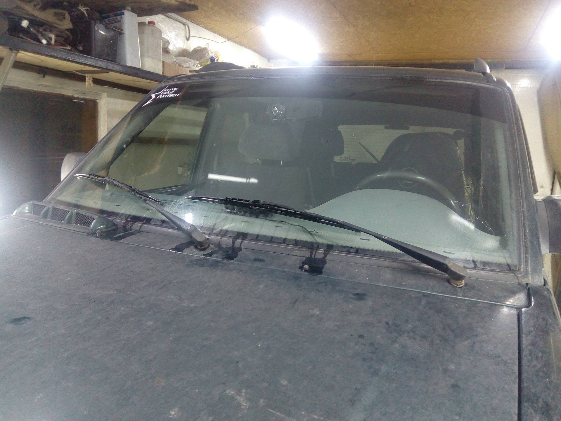 Отломил дворник — УАЗ Patriot, 2,7 л, 2007 года | своими руками | DRIVE2