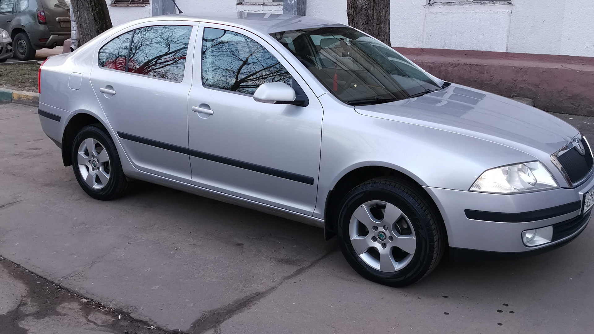 Skoda Octavia A5 Mk2 1.6 бензиновый 2007 | 1.6 FSI 116 лс ручка на DRIVE2
