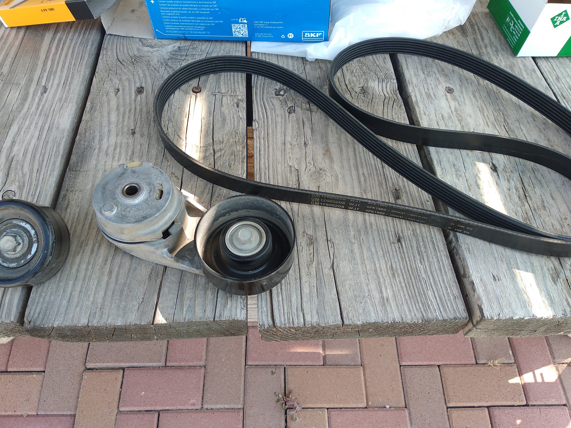 Починки кондея и смена ремня — Opel Insignia (1G), 2 л, 2011 года ...