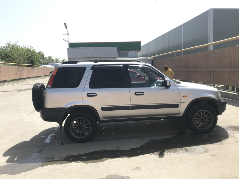 Nokian outpost 215/65/16 Cr-v — Honda CR-V (RD1/RD2), 2 л, 1998 года | шины | DRIVE2